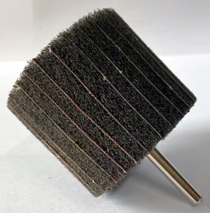 Non woven interleaf cloth flap wheel with shaft, China Non woven ...